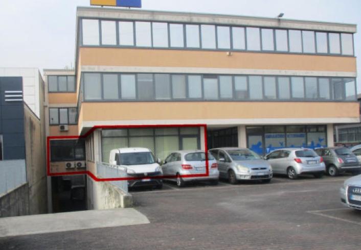 Negozio in vendita a Romano D'Ezzelino