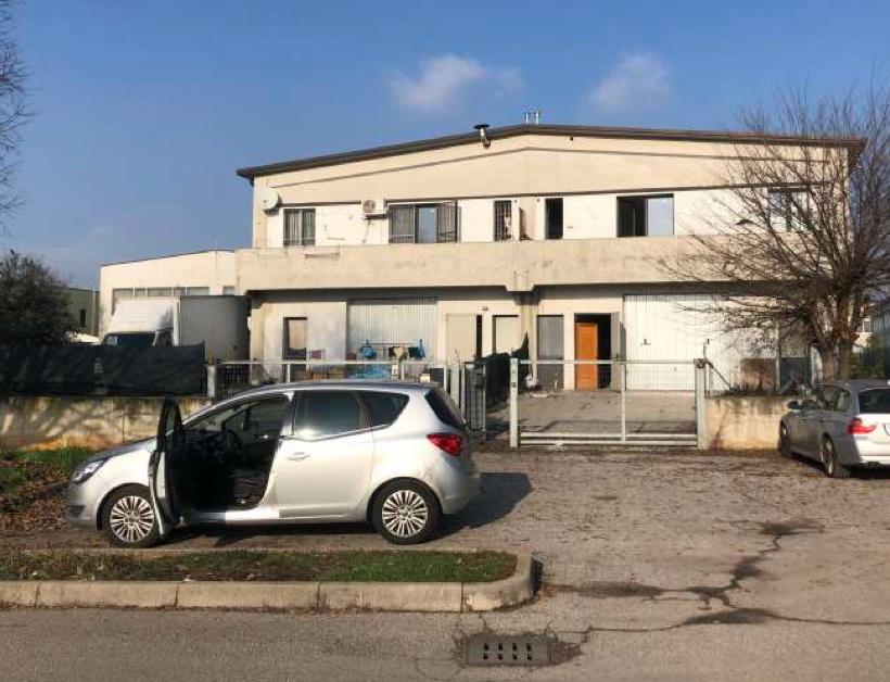 Laboratorio in vendita a Cavriana