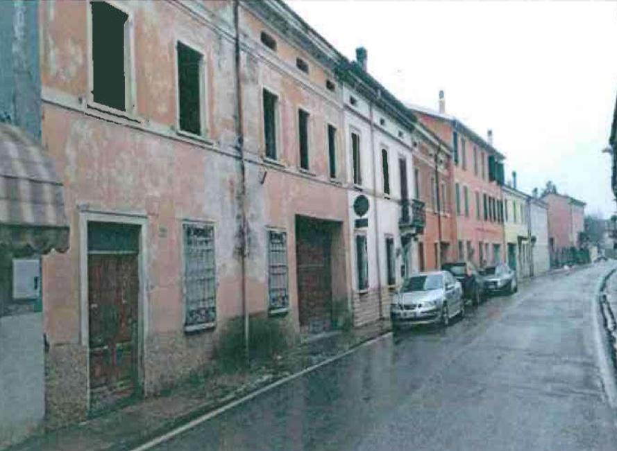 Palazzo in vendita a Viadana