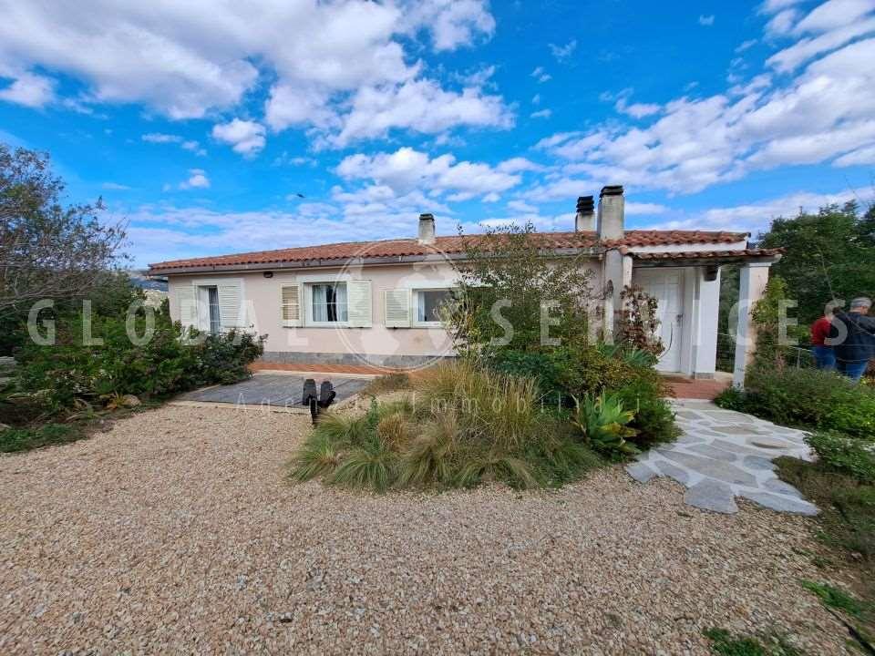 Villa in Via Nibaragghia, Arzachena