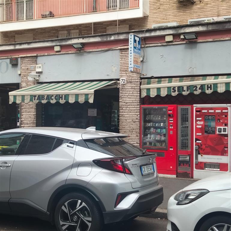 Negozio in vendita a Roma