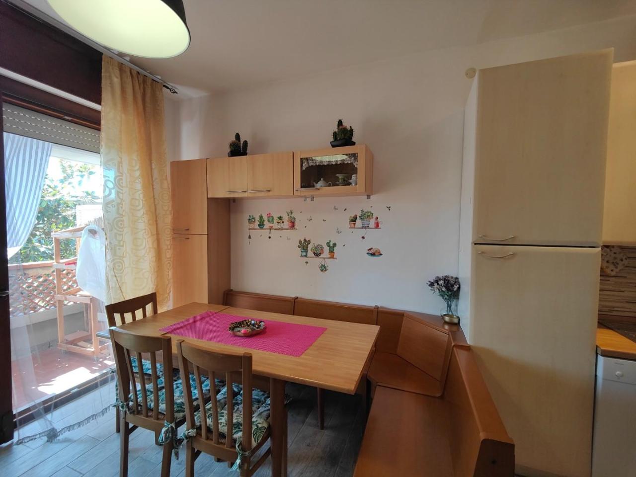 Appartamento in affitto a Carrara