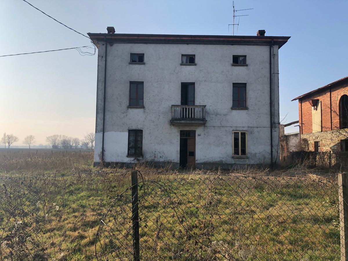 Rustico in vendita a Podenzano