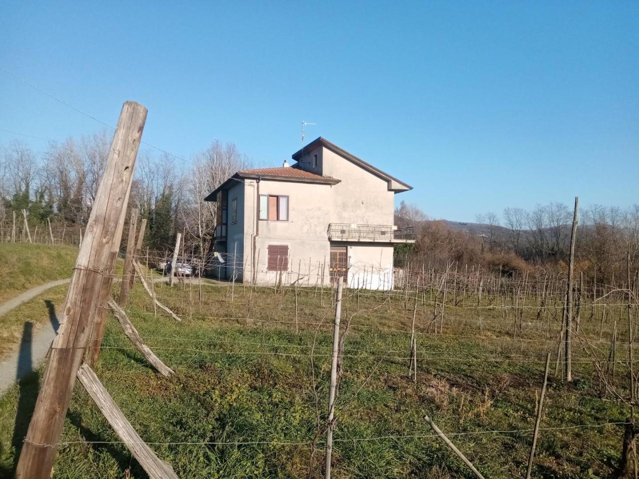 Casa indipendente in vendita a Fivizzano