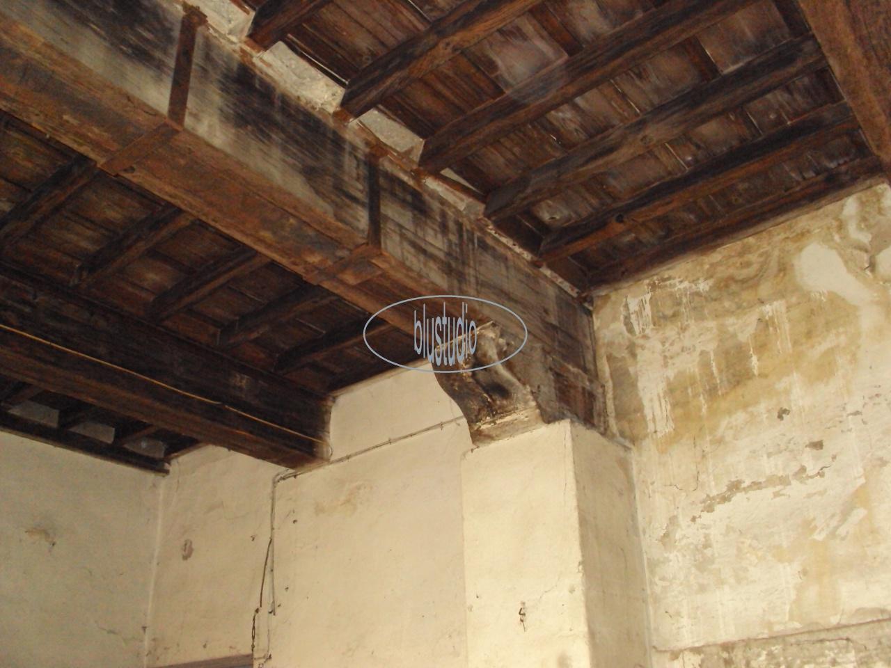 Magazzino in vendita a Figline e Incisa Valdarno