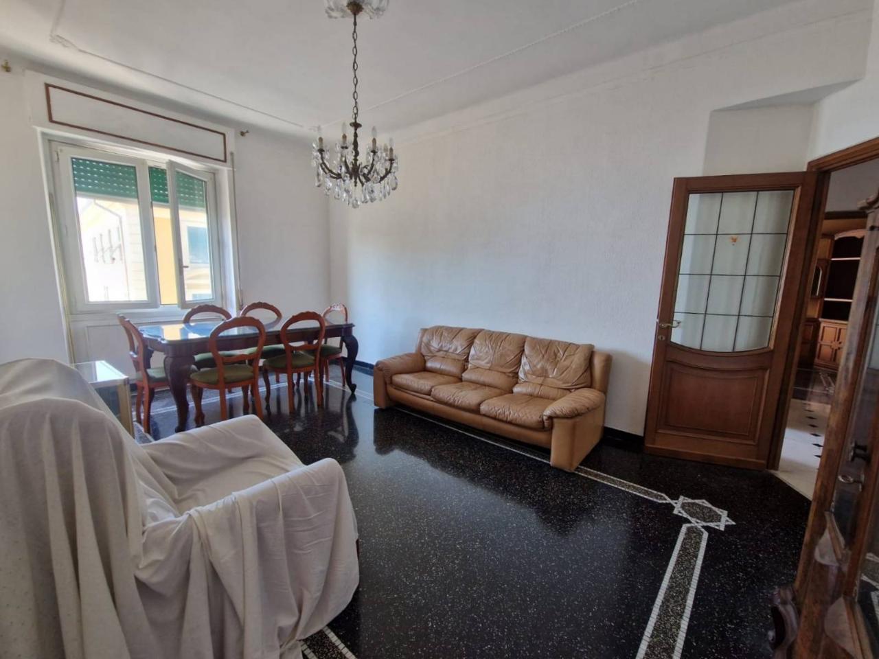 Appartamento in vendita a Genova