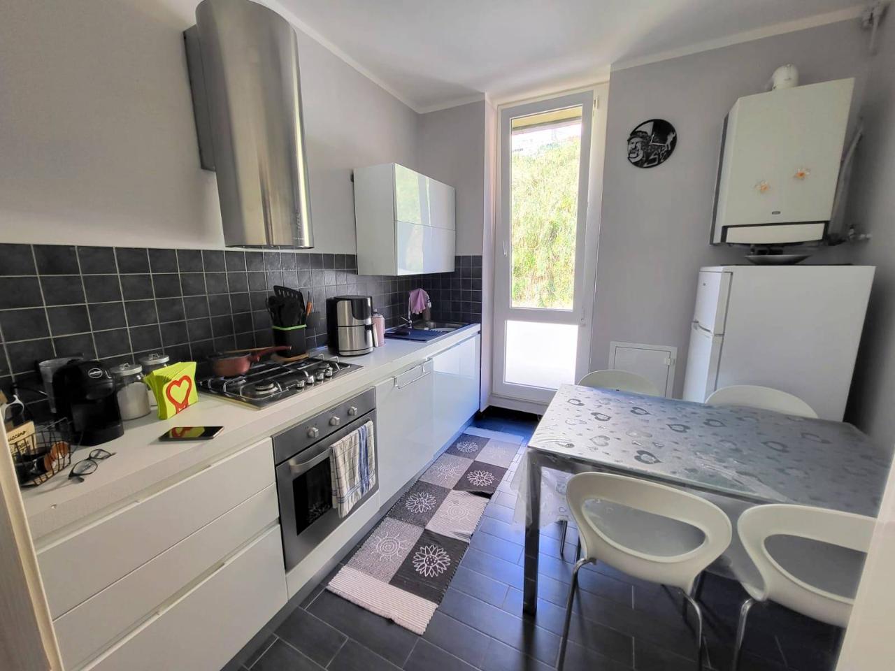 Appartamento in vendita a Genova