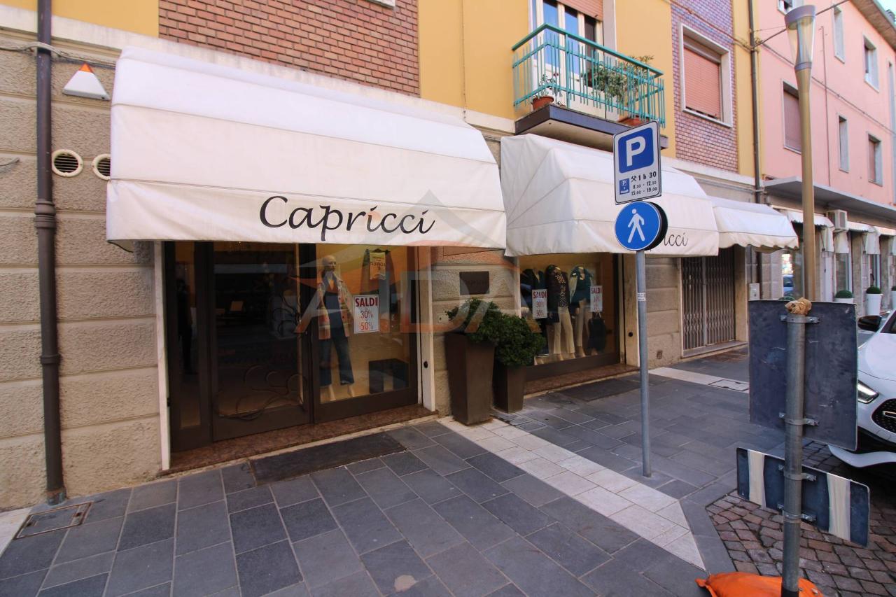 Esercizio commerciale in vendita a Argenta