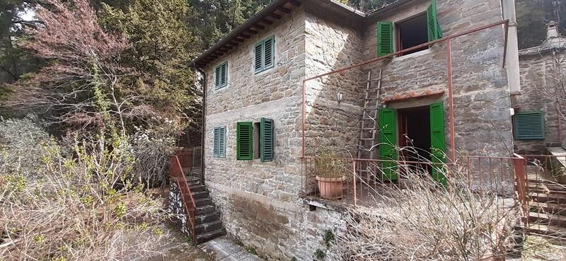 Rustico in vendita a Reggello