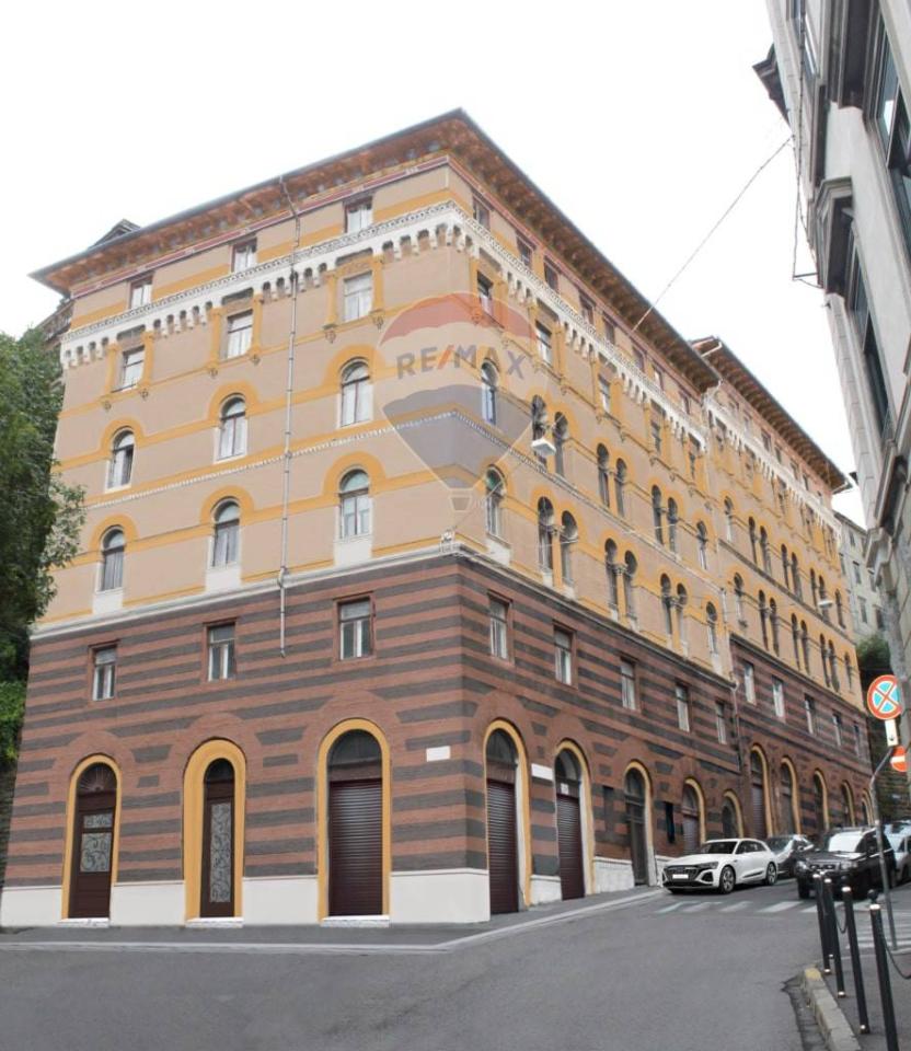 Appartamento in vendita a Trieste