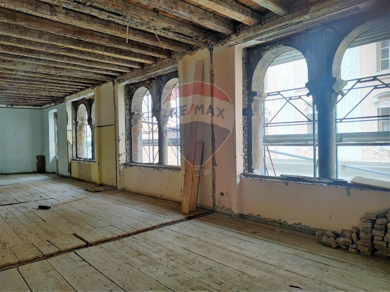 Appartamento in vendita a Trieste