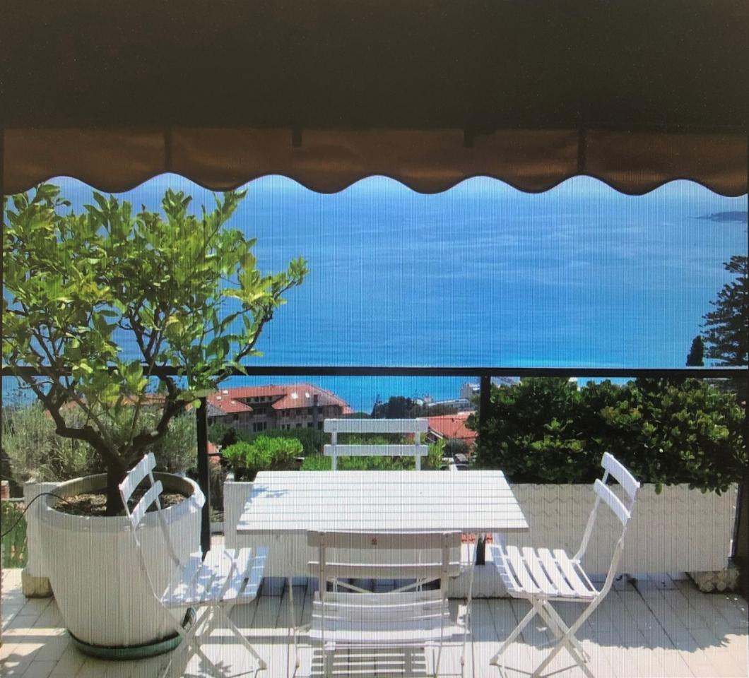 Appartamento in affitto a Ospedaletti