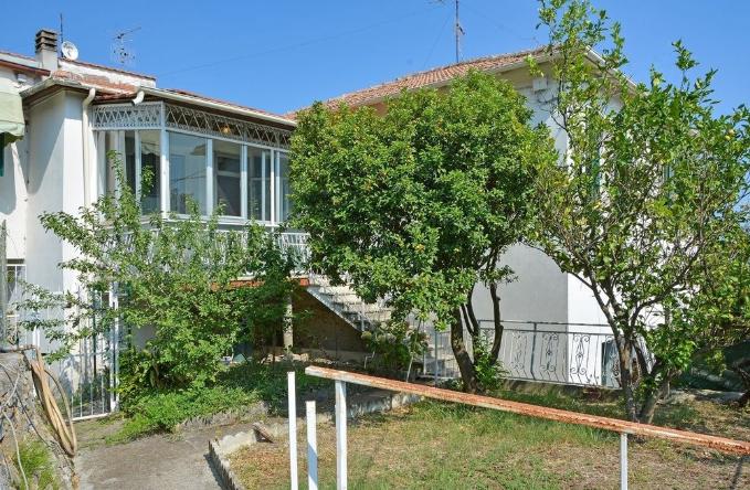 Villa a schiera in vendita a Boissano