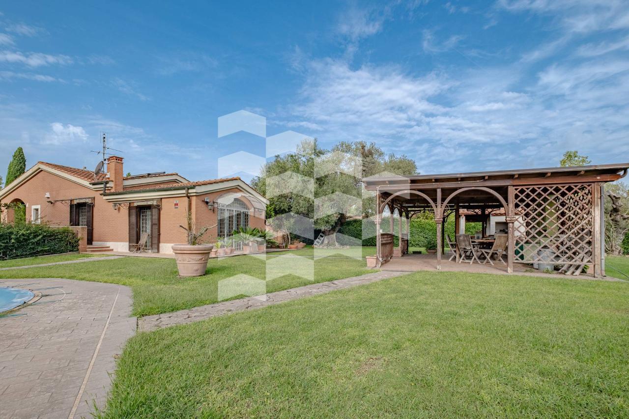 Villa in vendita a Roma