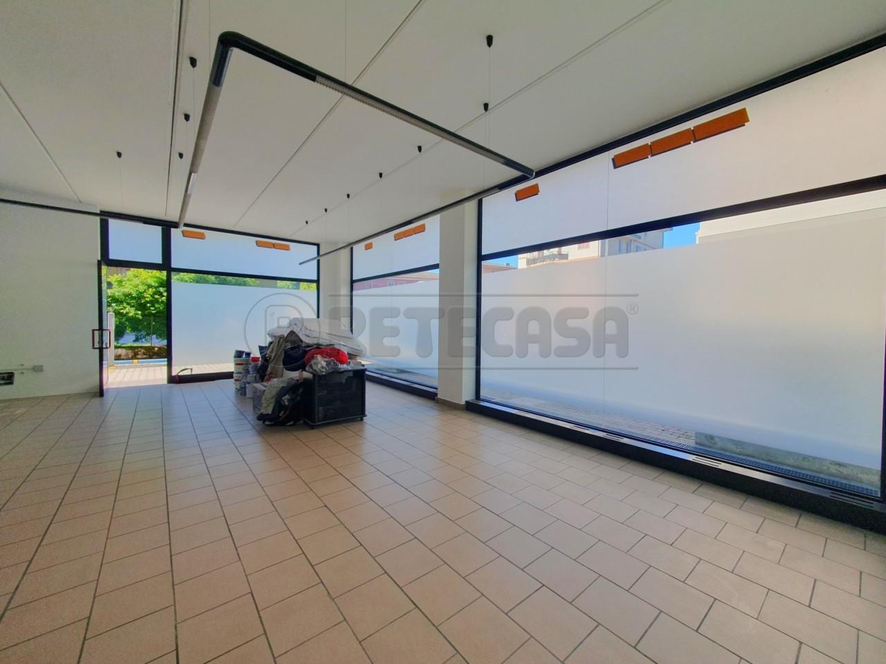 Magazzino in vendita a Vicenza