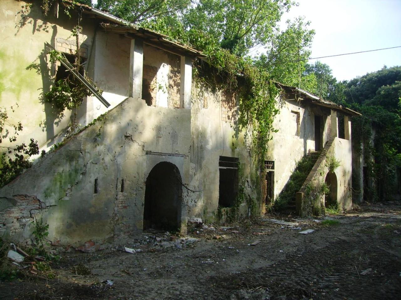 Casale in vendita a Pisa