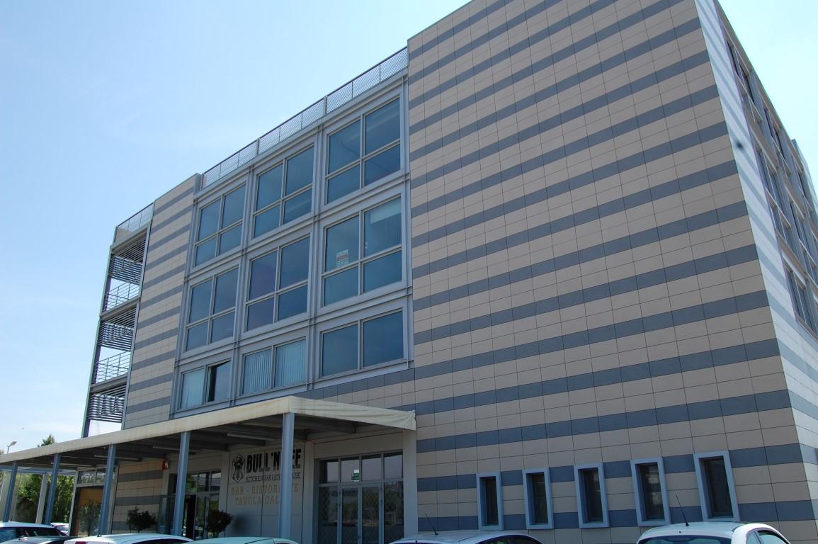 Ufficio in vendita a Cisterna Di Latina