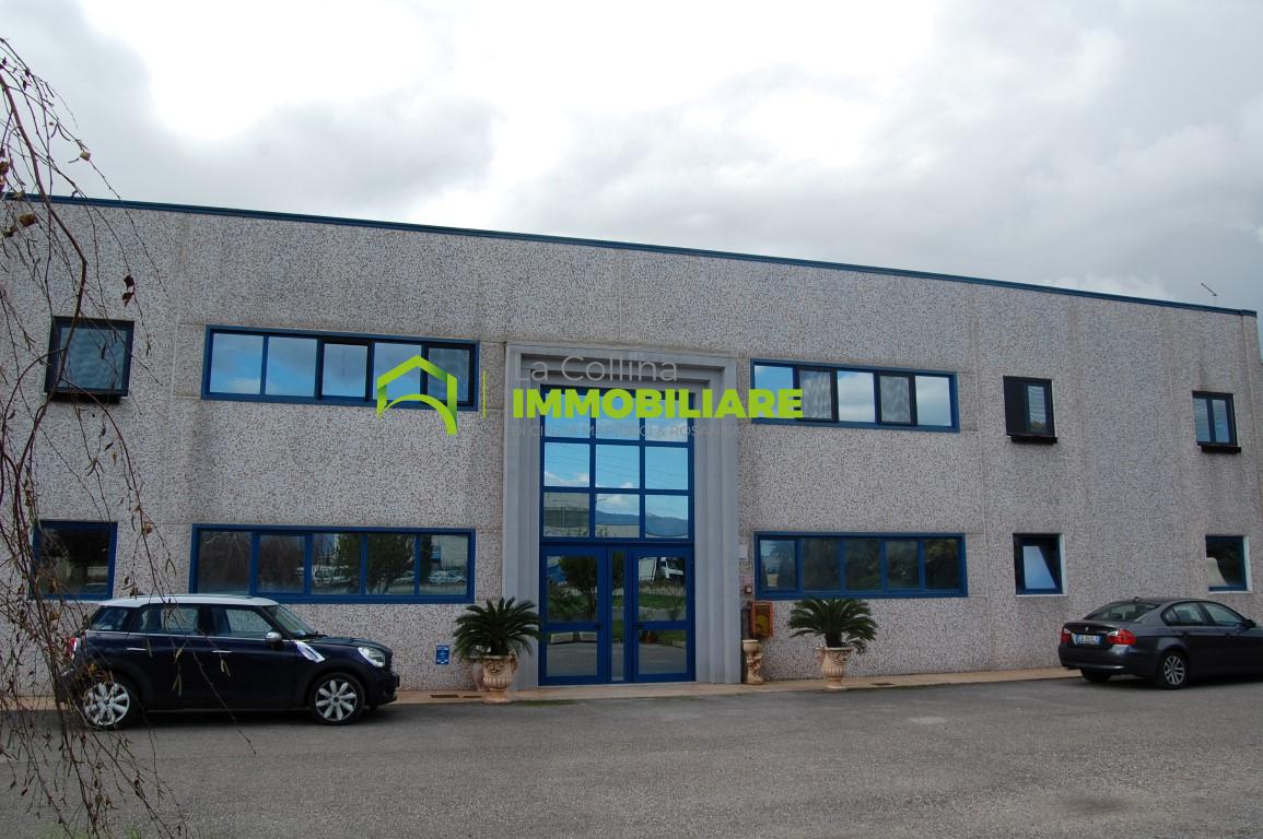 Capannone in vendita a Cisterna Di Latina