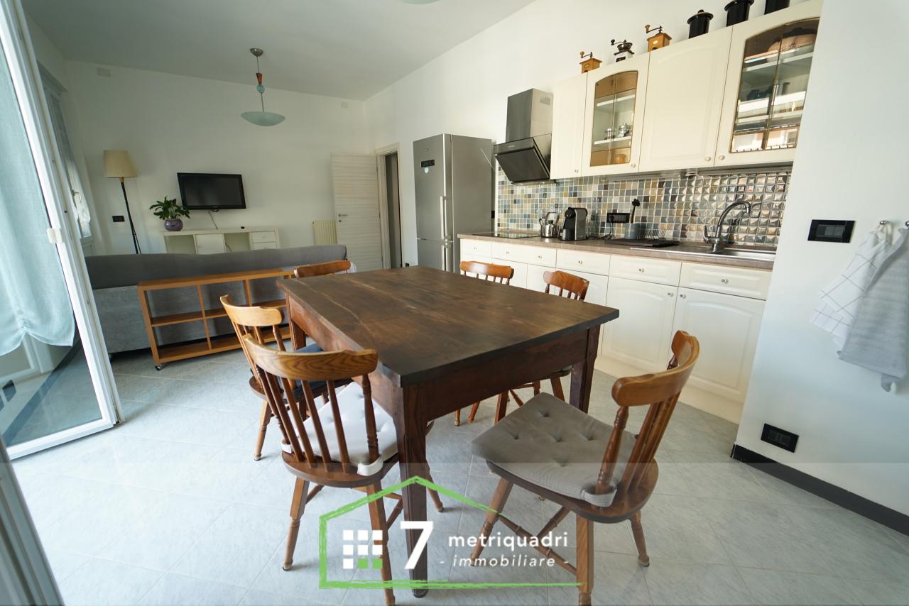 Appartamento in affitto a Carasco