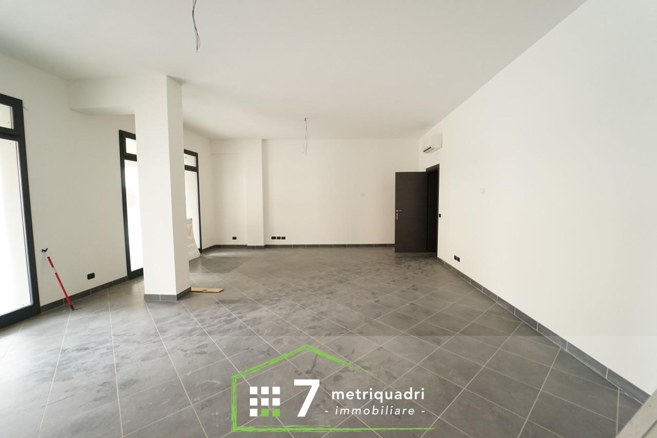 Negozio in affitto a Casarza Ligure