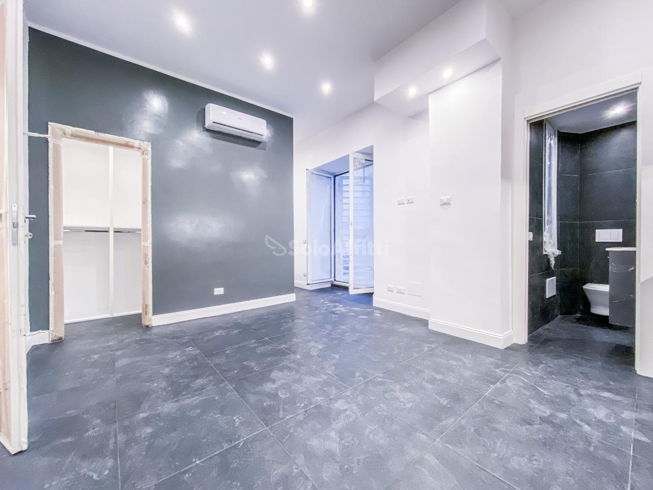 Appartamento in affitto a Napoli