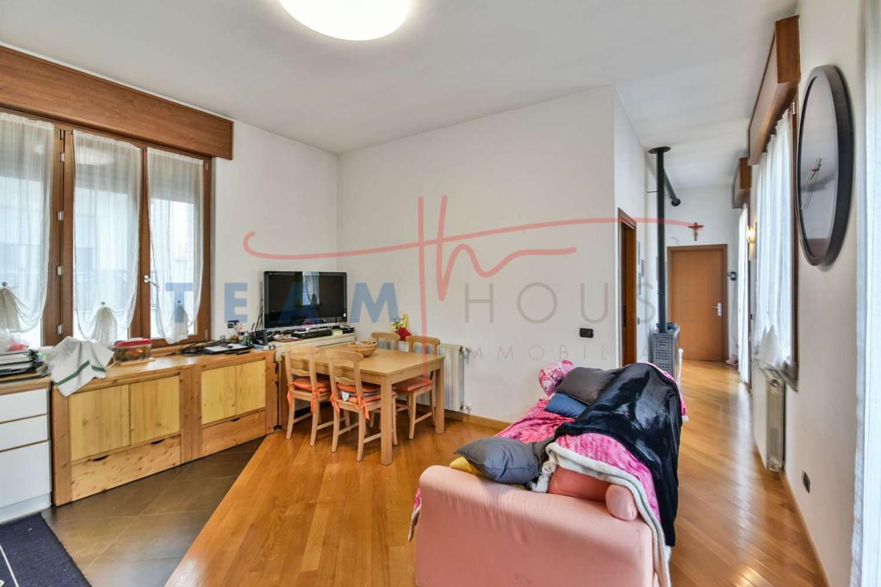 Porzione di casa in vendita a Cabiate