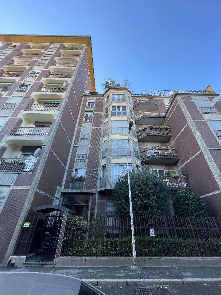 Ufficio in affitto a Seregno