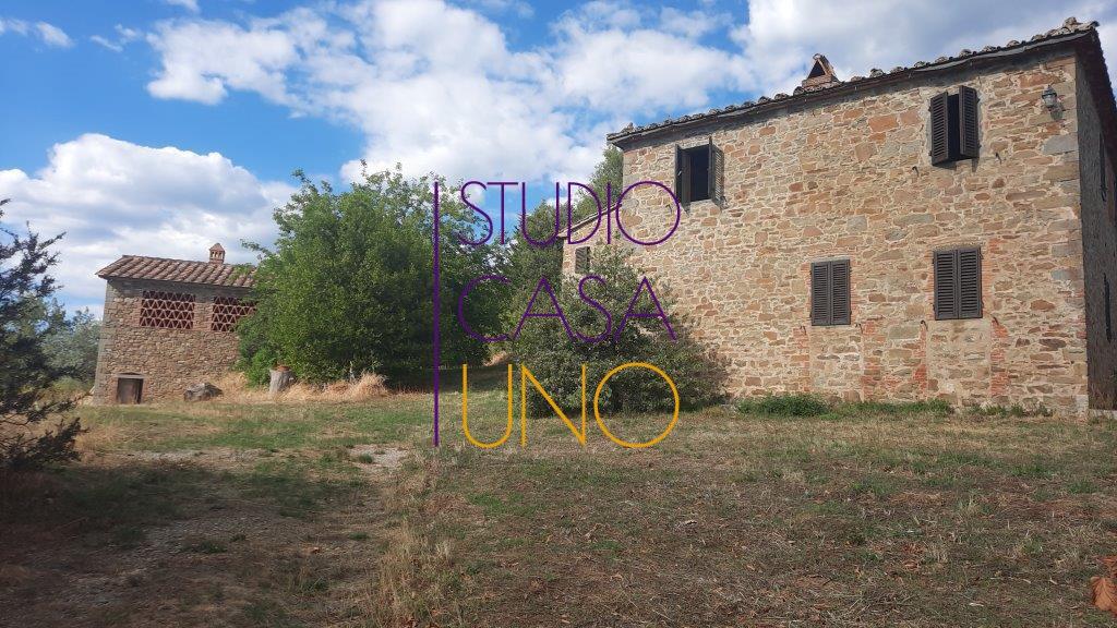 Agriturismo in vendita a Bucine