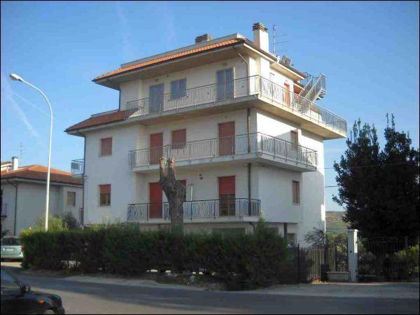 Villa a schiera in vendita a Monsampolo Del Tronto