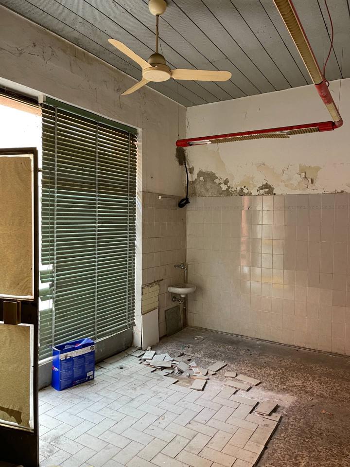 Esercizio commerciale in vendita a Mantova