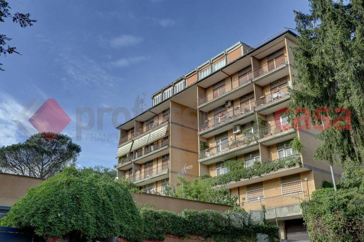 Appartamento in vendita a Roma