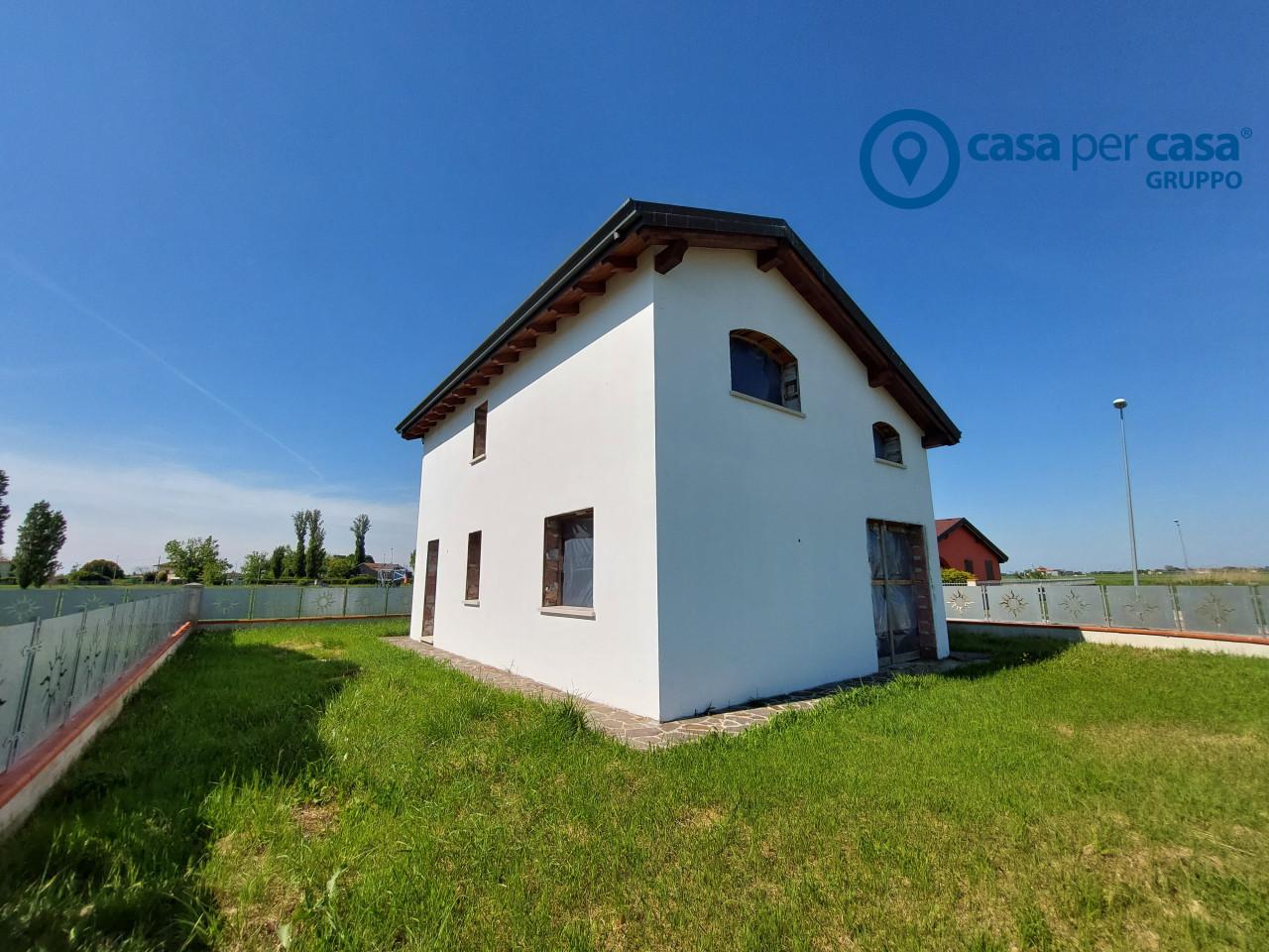 Casa indipendente in vendita a Papozze
