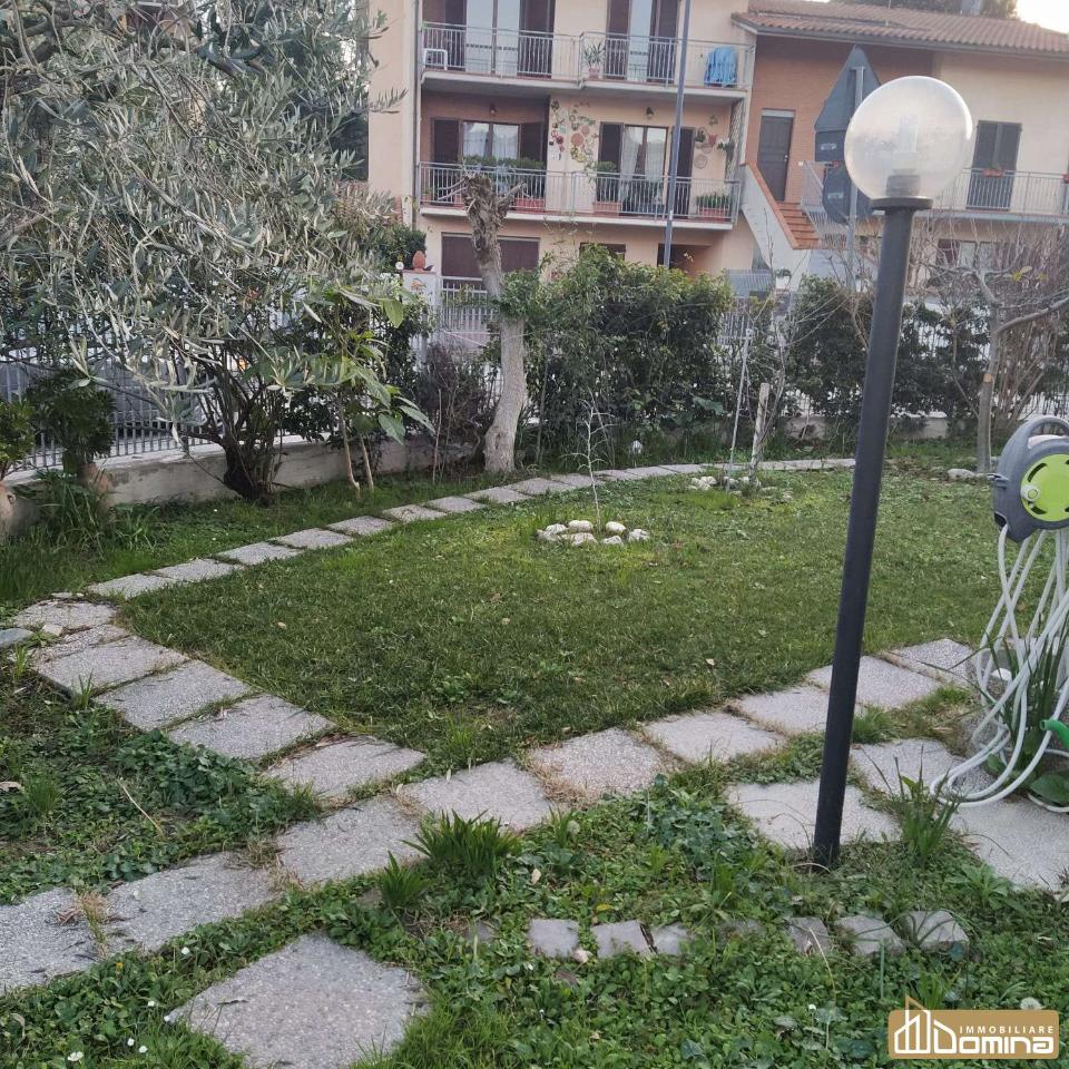 Villa unifamiliare in vendita a Loreto