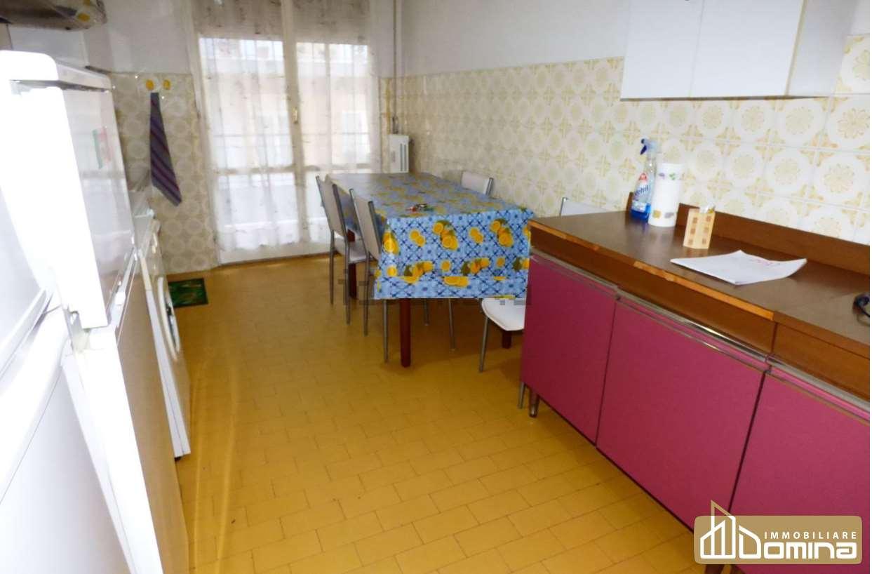 Appartamento in affitto a Falconara Marittima