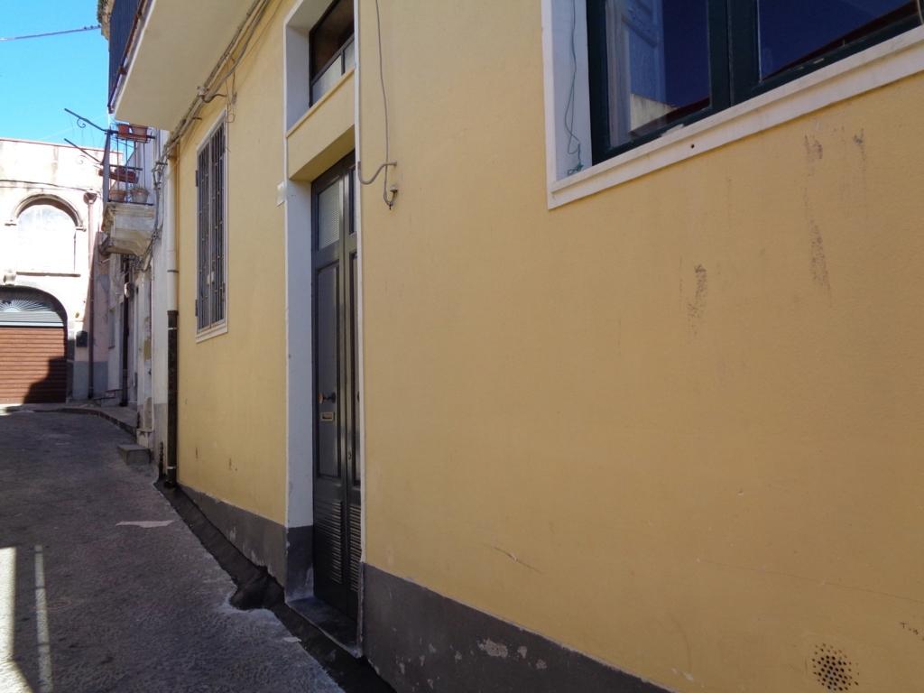 Appartamento in affitto a Acireale