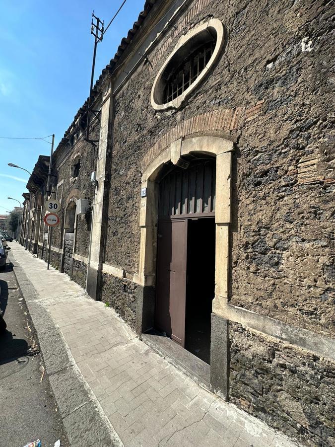 Capannone in vendita a Aci Catena