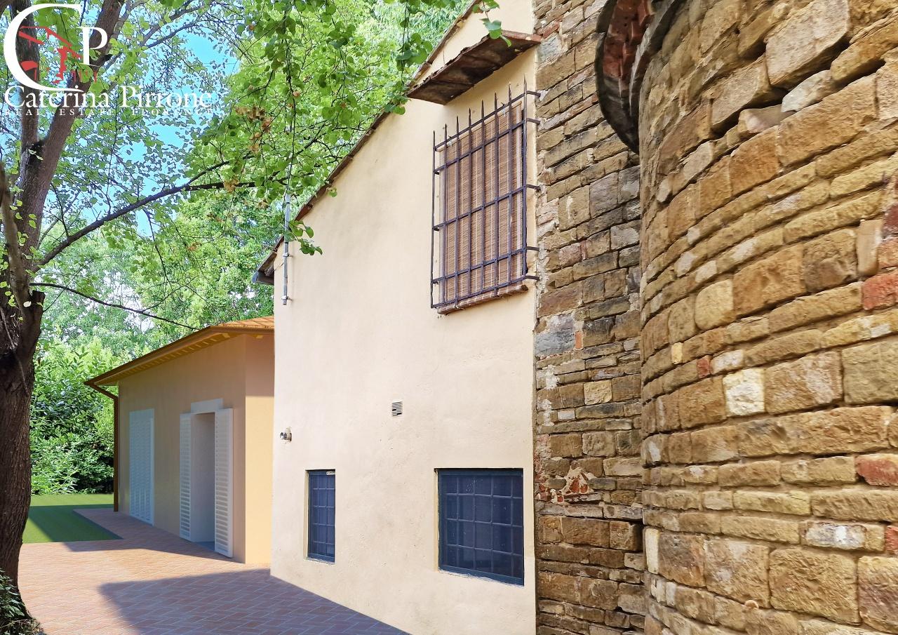 Casa indipendente in vendita a Firenze