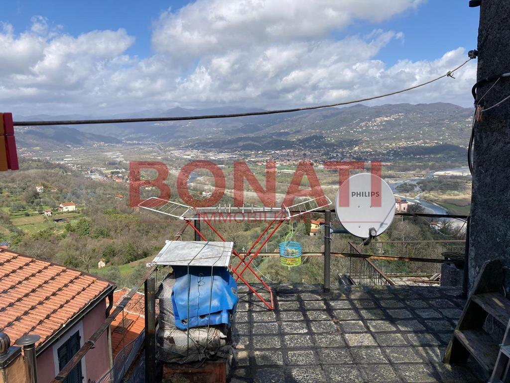 Casa indipendente in vendita a Vezzano Ligure