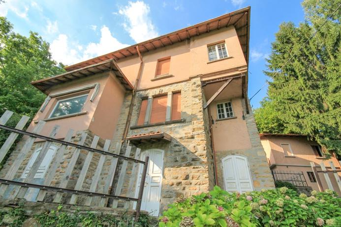 Villa in vendita a Bergamo