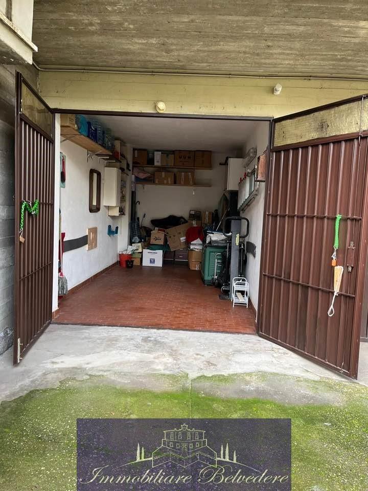 Parcheggio chiuso in affitto a Firenze