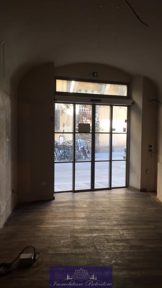 Negozio in affitto a Firenze