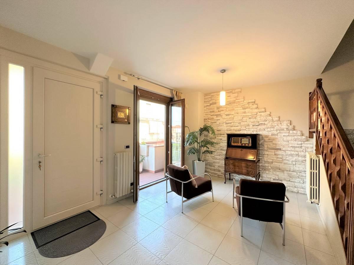 Villa a schiera in vendita a Porto San Giorgio