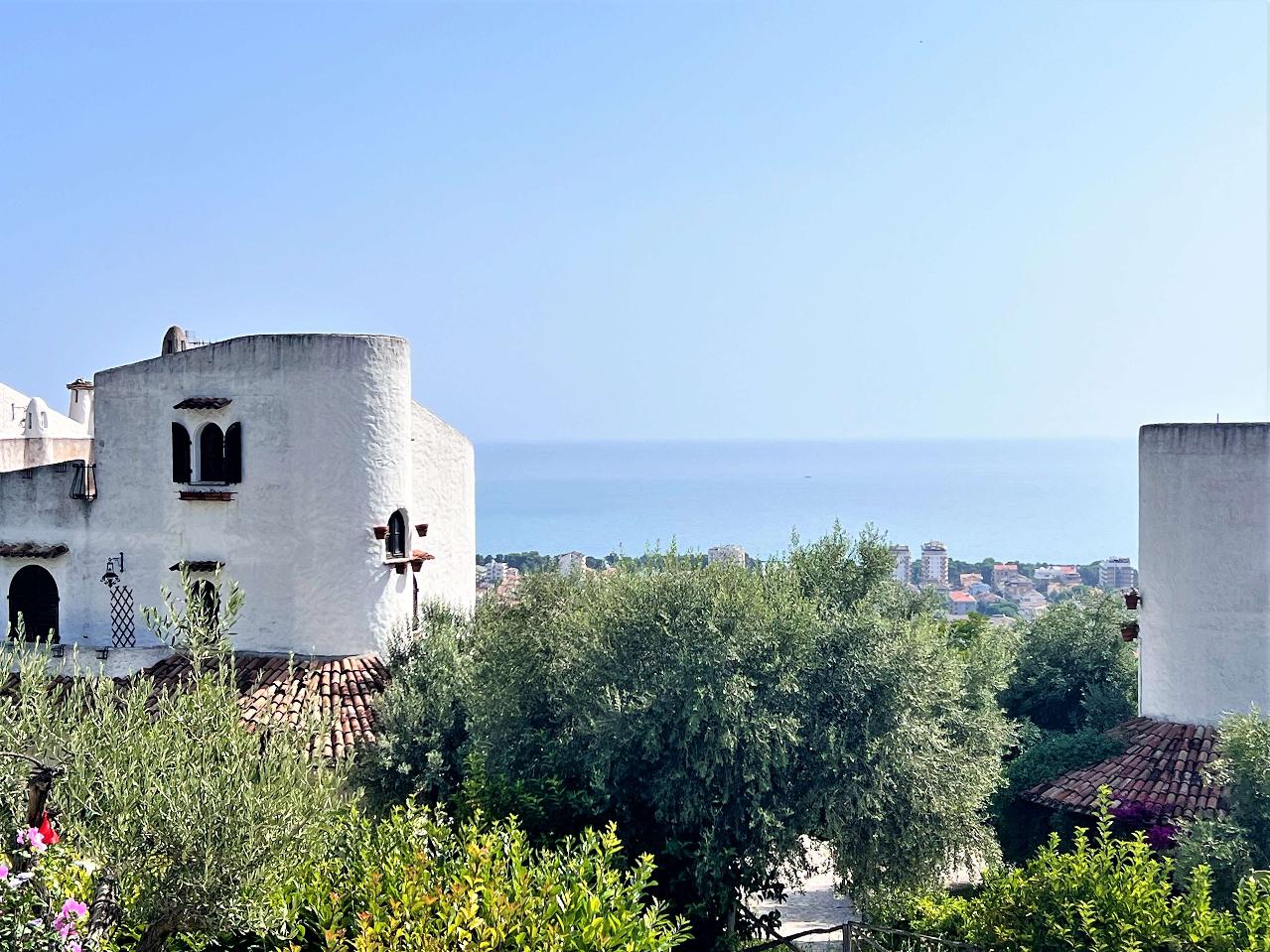 Villa unifamiliare in affitto a Montesilvano