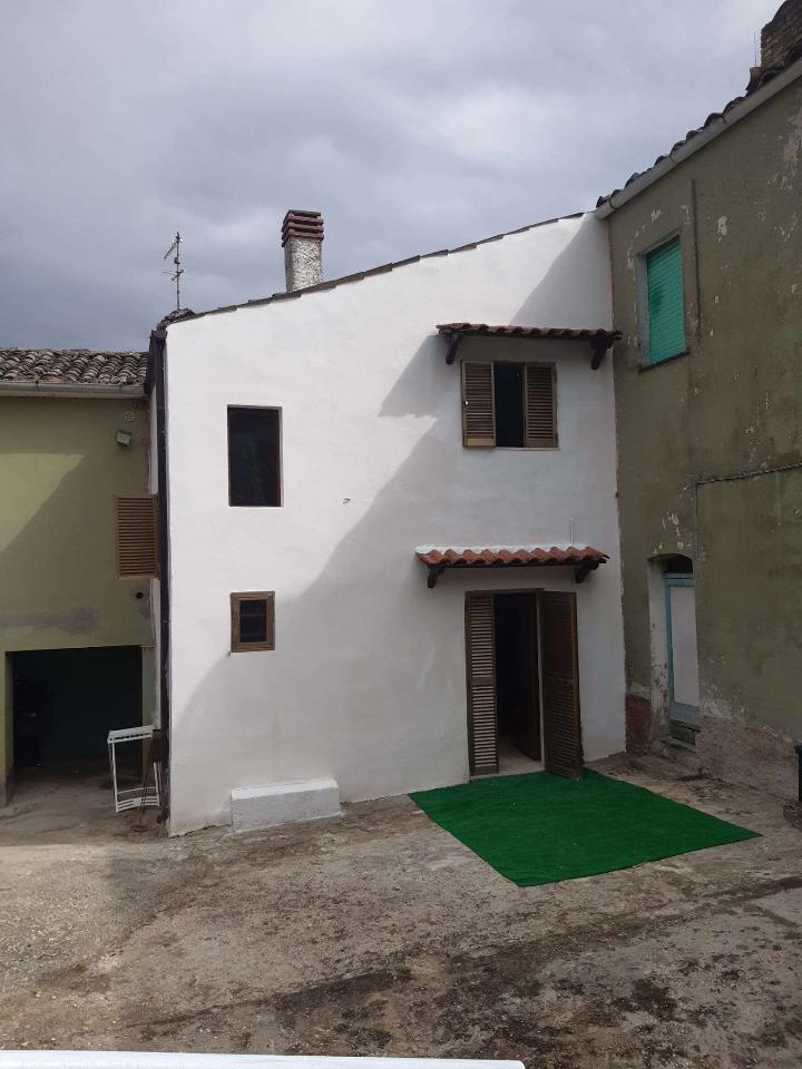 Casa indipendente in vendita a Catignano