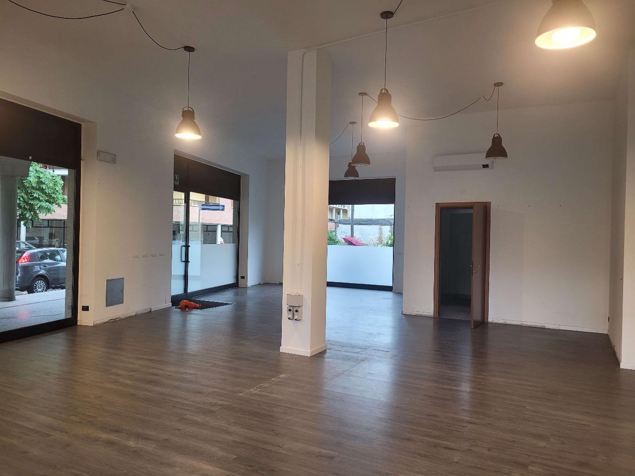 Negozio in vendita a Busto Arsizio