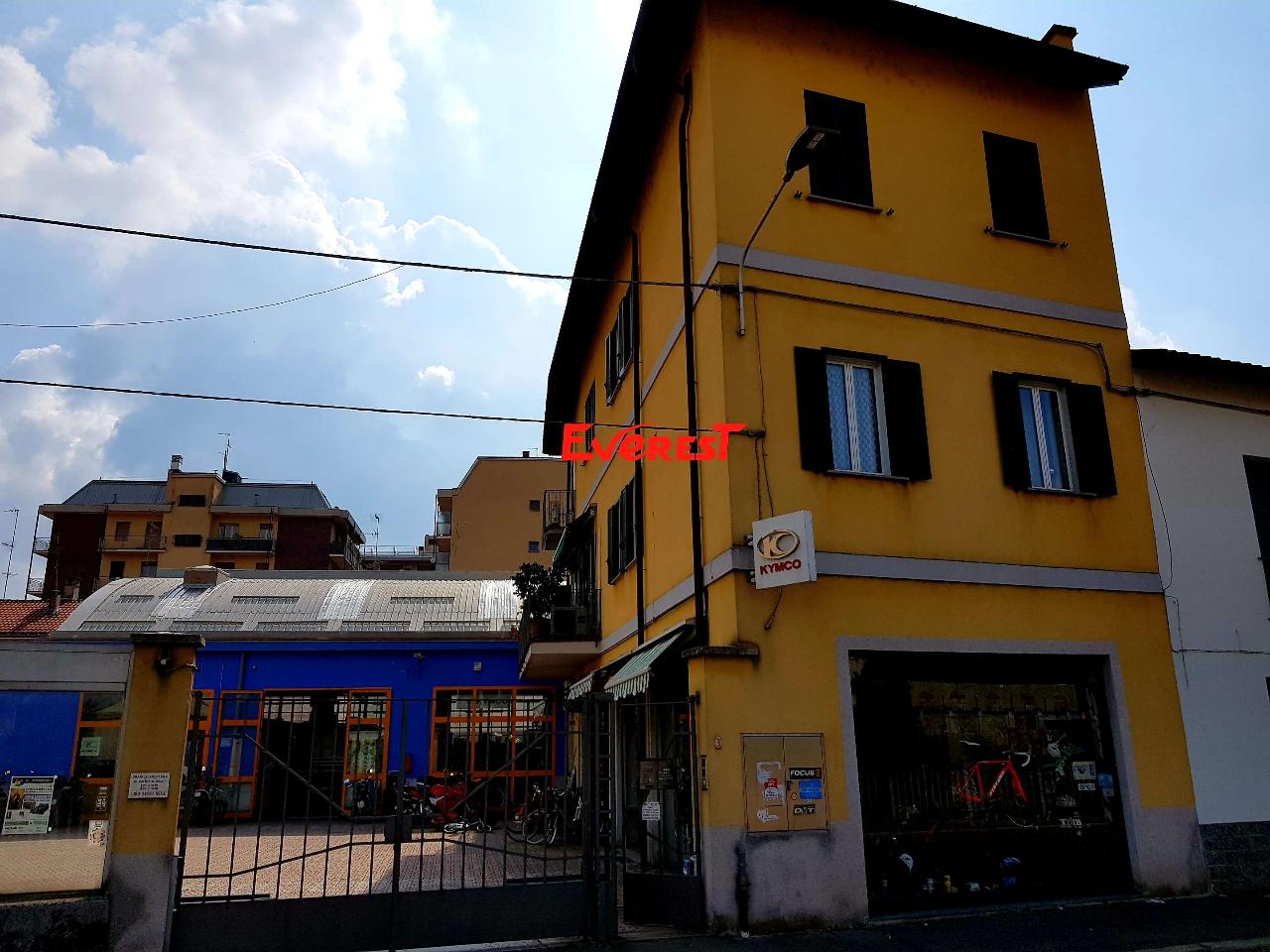 Capannone in vendita a Castellanza