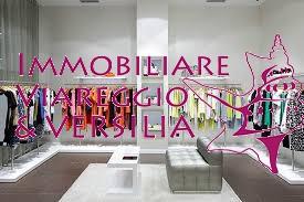 Palazzina commerciale in affitto a Viareggio