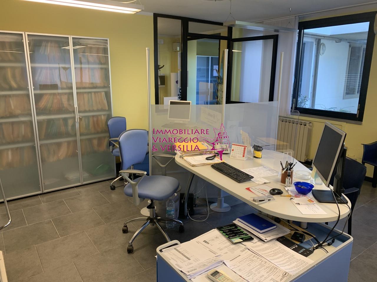 Ufficio in affitto a Viareggio