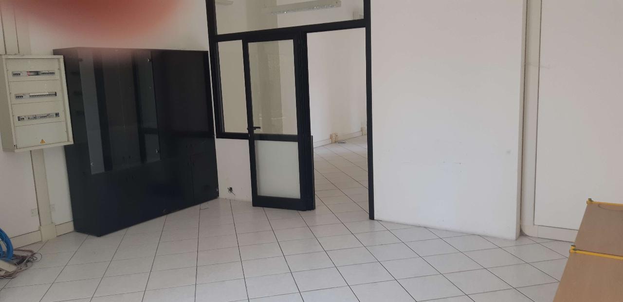 Negozio in vendita a Rimini
