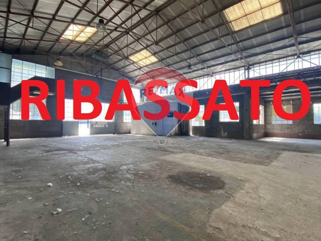 Capannone in vendita a Gropello Cairoli